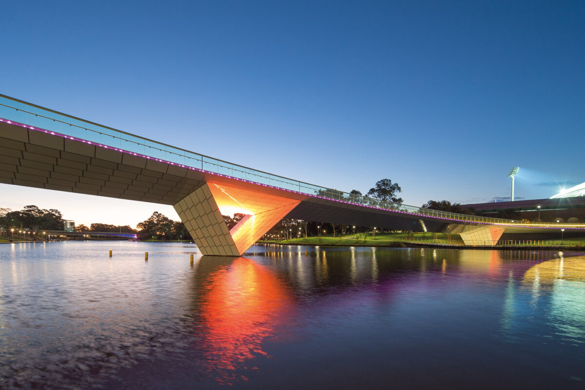 Adelaide Riverbank Pedestrian Bridge | TCL