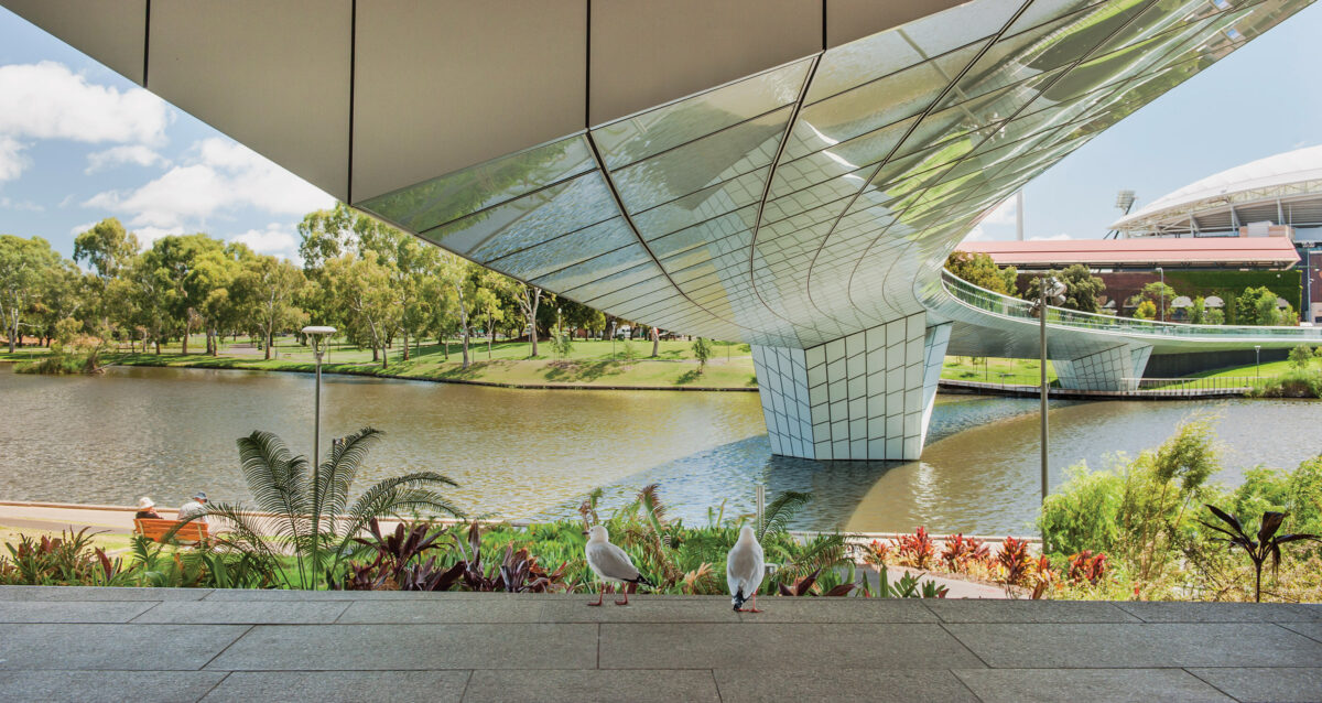 Adelaide Riverbank Pedestrian Bridge | TCL