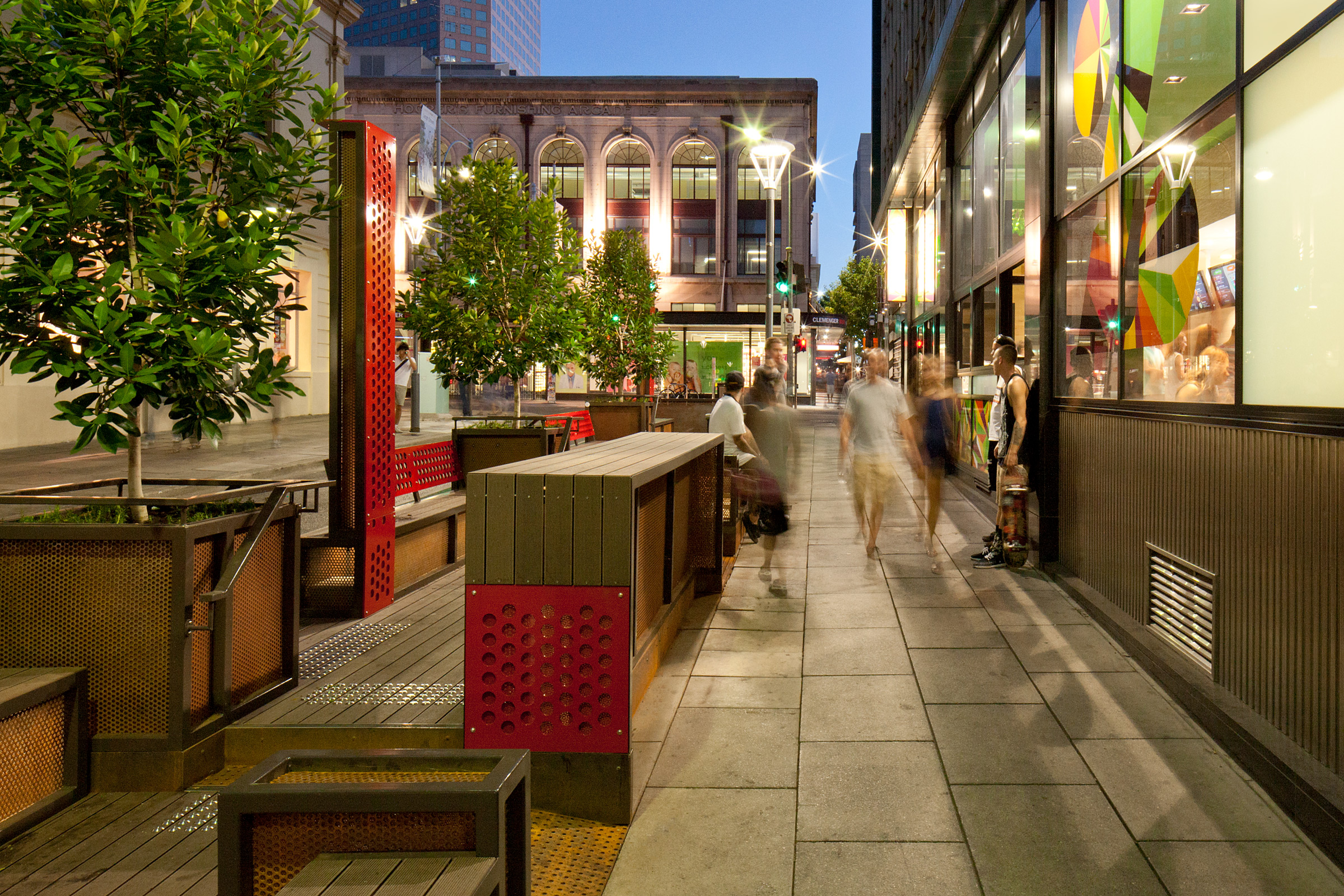 Bank Street Parklet | TCL